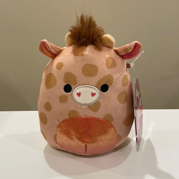 Squishmallows | Other | Nwt 5 Zuni The Giraffe With Heart Nose ...